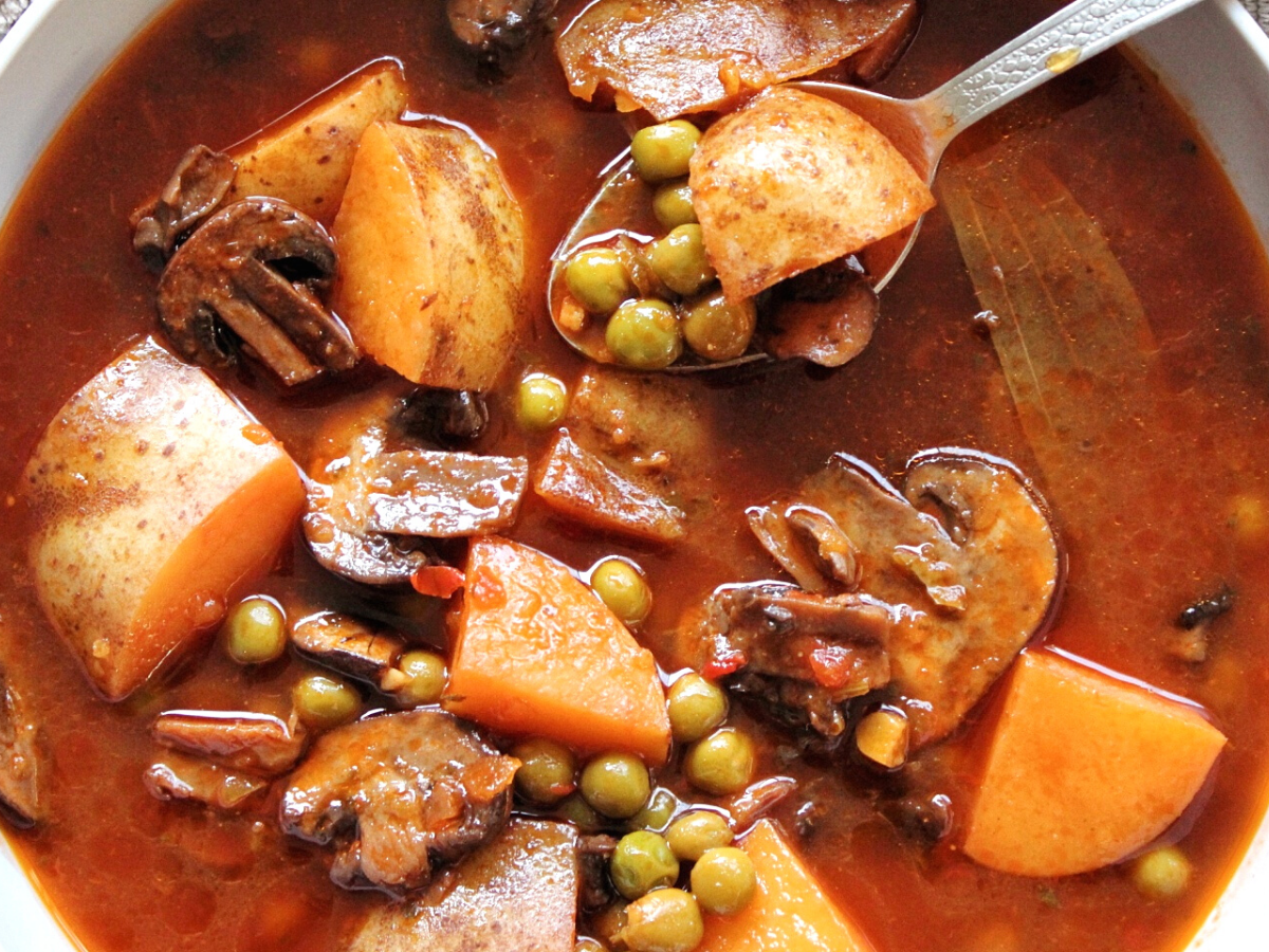 10 Plant-Based Fall Soup Recipes - Plant Based And Broke