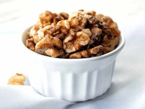 How To Toast Walnuts (Done in 3 minutes + by Stovetop) - Plant Based ...