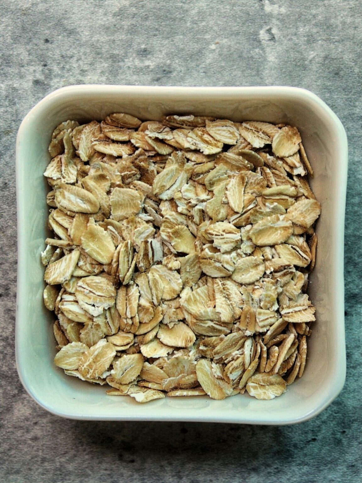 Oat Bran vs Oatmeal: Key Differences - Plant Based And Broke
